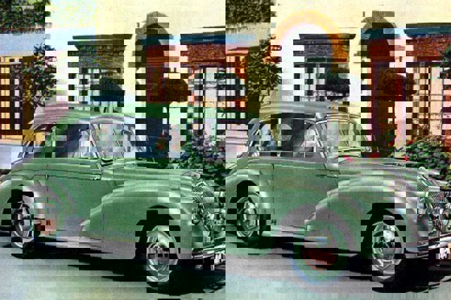 AC AC 2-litre DHC and Buckland (1285 – 1947) Review | Honest John