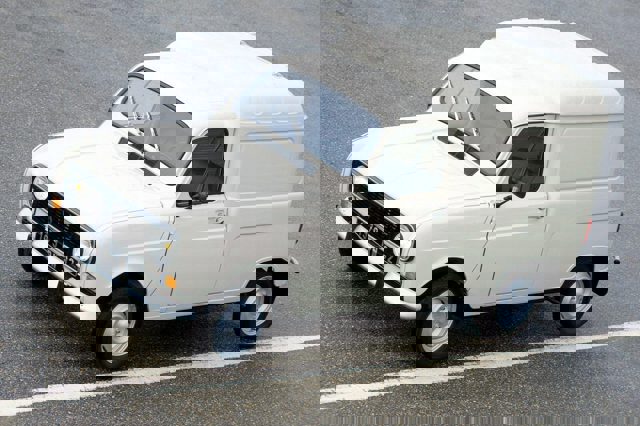 Renault 4 (1961 – 1992) Review | Honest John