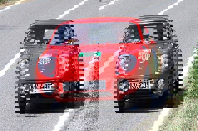 Marcos Mini-Marcos GT (1965 – 1974) Review | Honest John