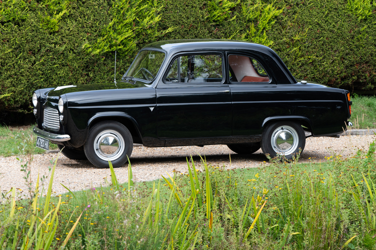 Ford Anglia Specs